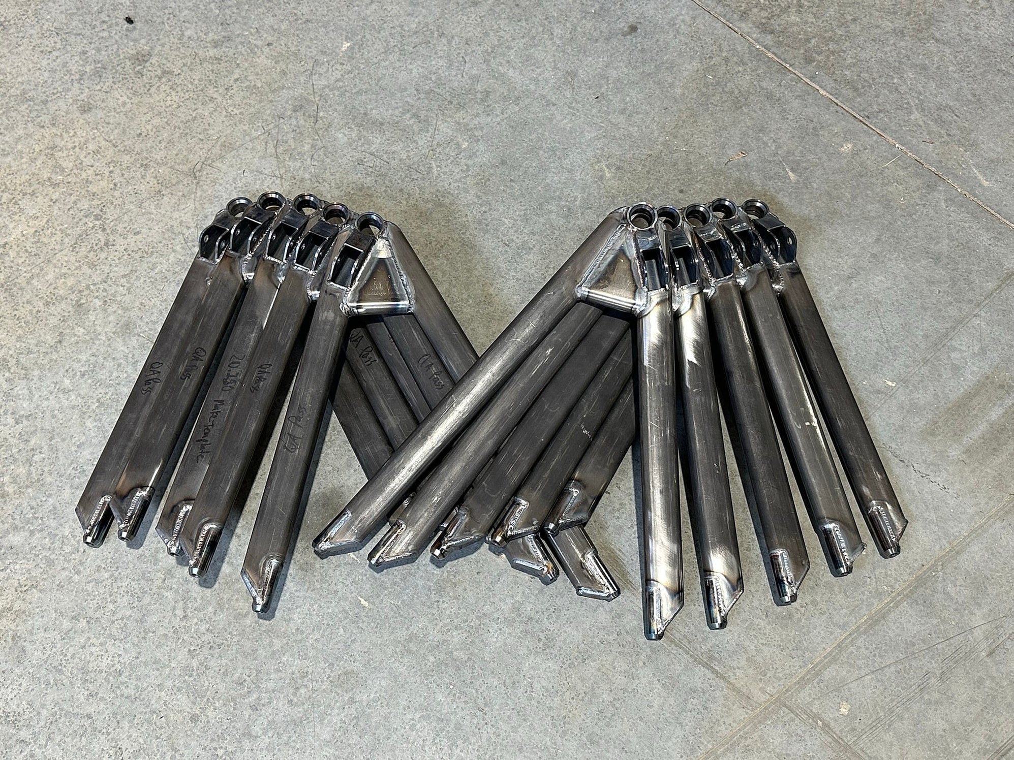 Design spotlight: WF1 rear lower a-arm - Stohr Cars